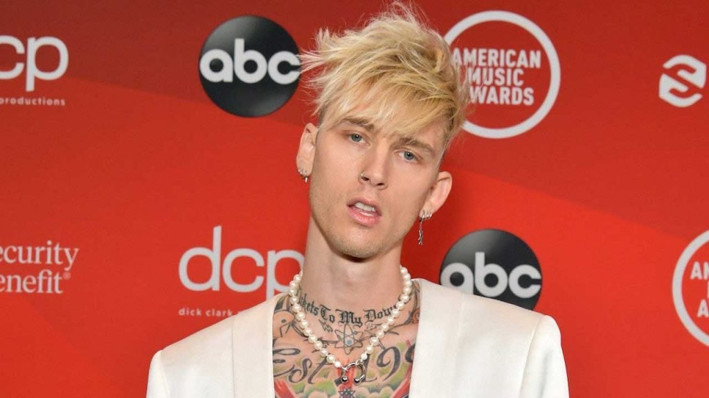 Machine Gun Kelly Net Worth, How Rich is Machine Gun Kelly? - TlwaStoria