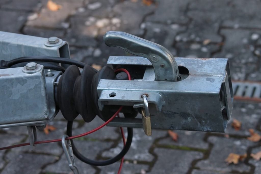 What Are The Different Types Of Trailer Hitches That Exist Today