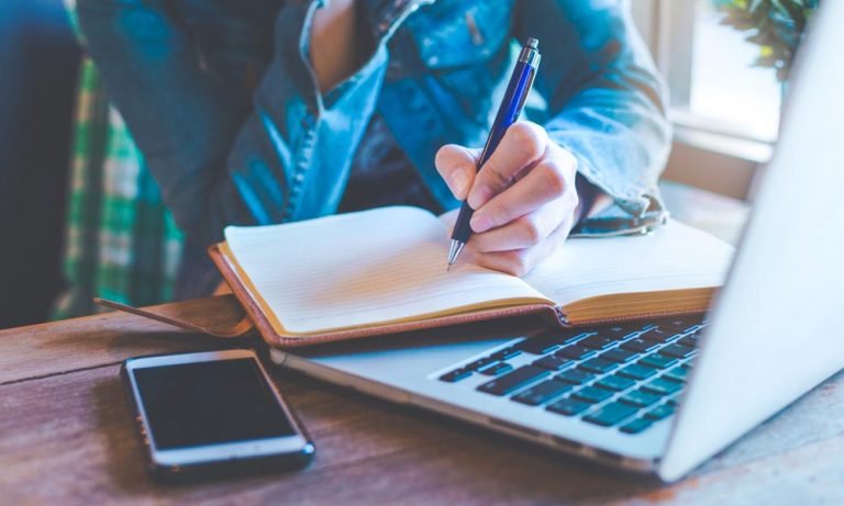 Tips To Help You With Your Writing Tasks - TlwaStoria