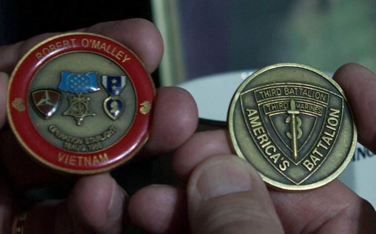 What Is the Significance of Military Challenge Coins? - TlwaStoria