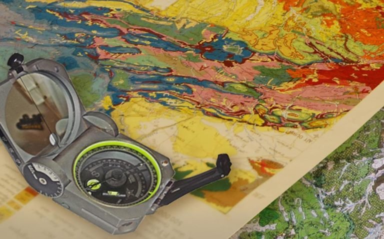 A guide to carrying out geological mapping - TlwaStoria